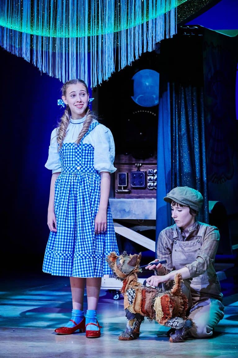 THEATRE | Ding! Dong! The Witch is Back... The Wizard of Oz at Leeds ...